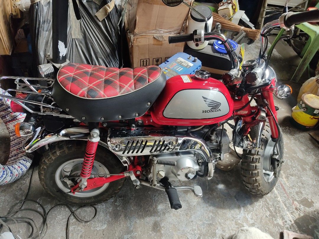 *Vintage* Honda Monkey 49cc on Carousell