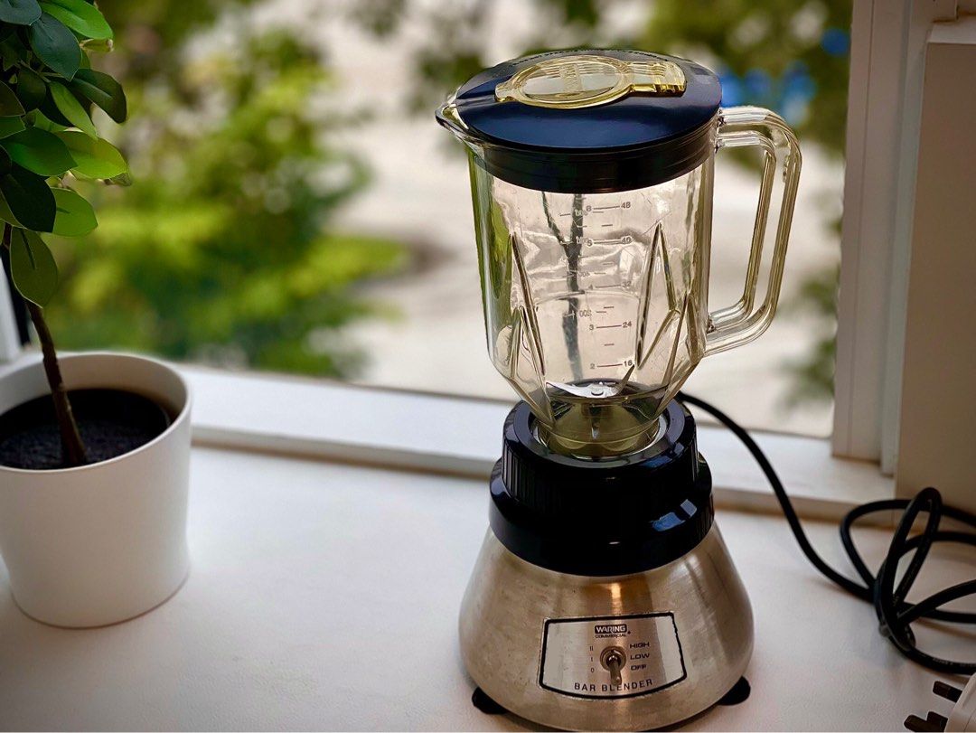 Warning Commercial Bar Blender Model BB240, TV & Home Appliances ...