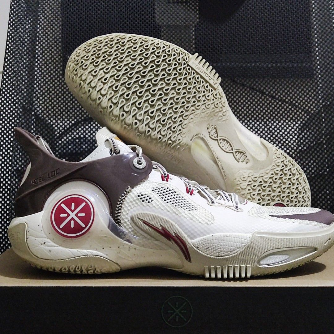 Way of Wade Fission 8 Size 11, Men's Fashion, Footwear, Sneakers on ...