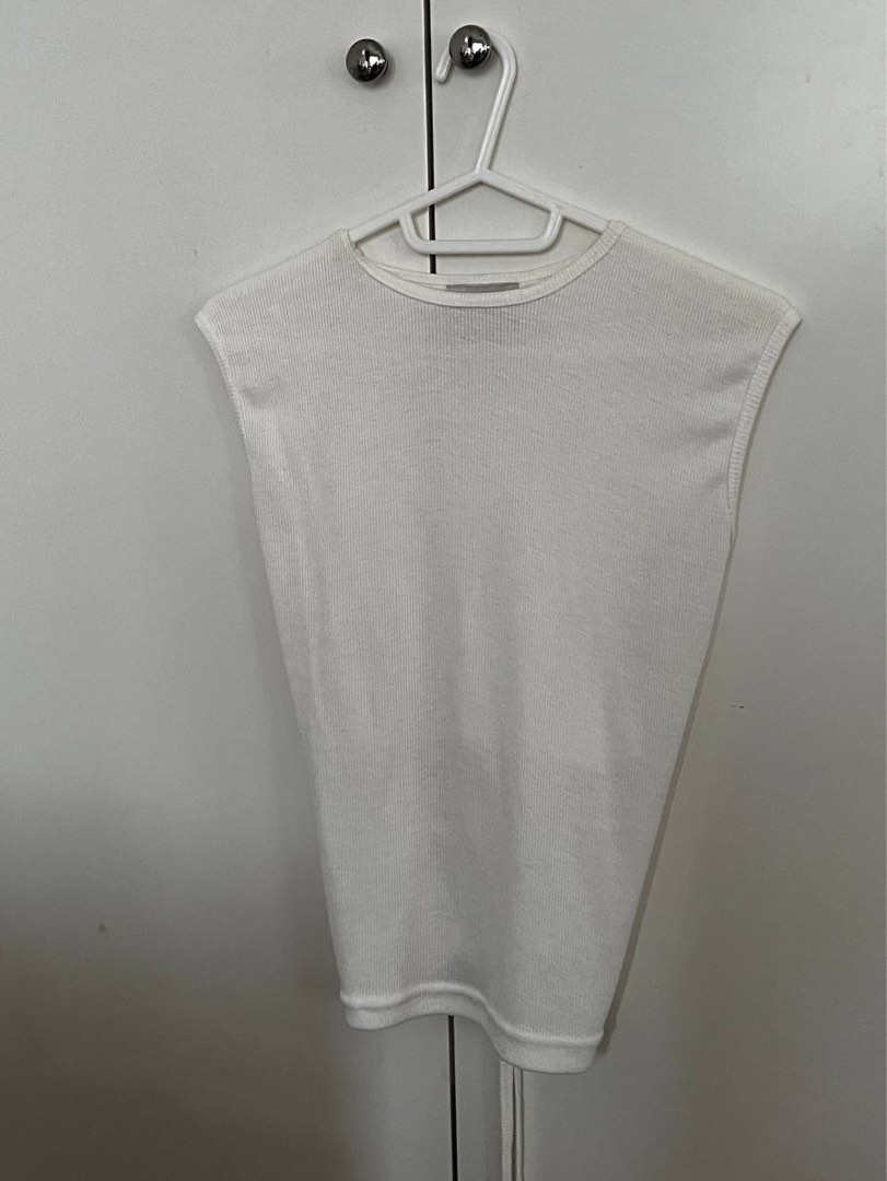 y2k vintage thrifted tie back top, Women's Fashion, Tops, Sleeveless on ...