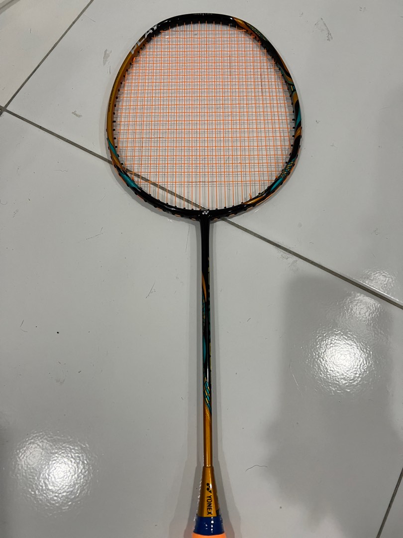 Yonex Astrox 88D Play, Sports Equipment, Sports & Games, Racket & Ball ...