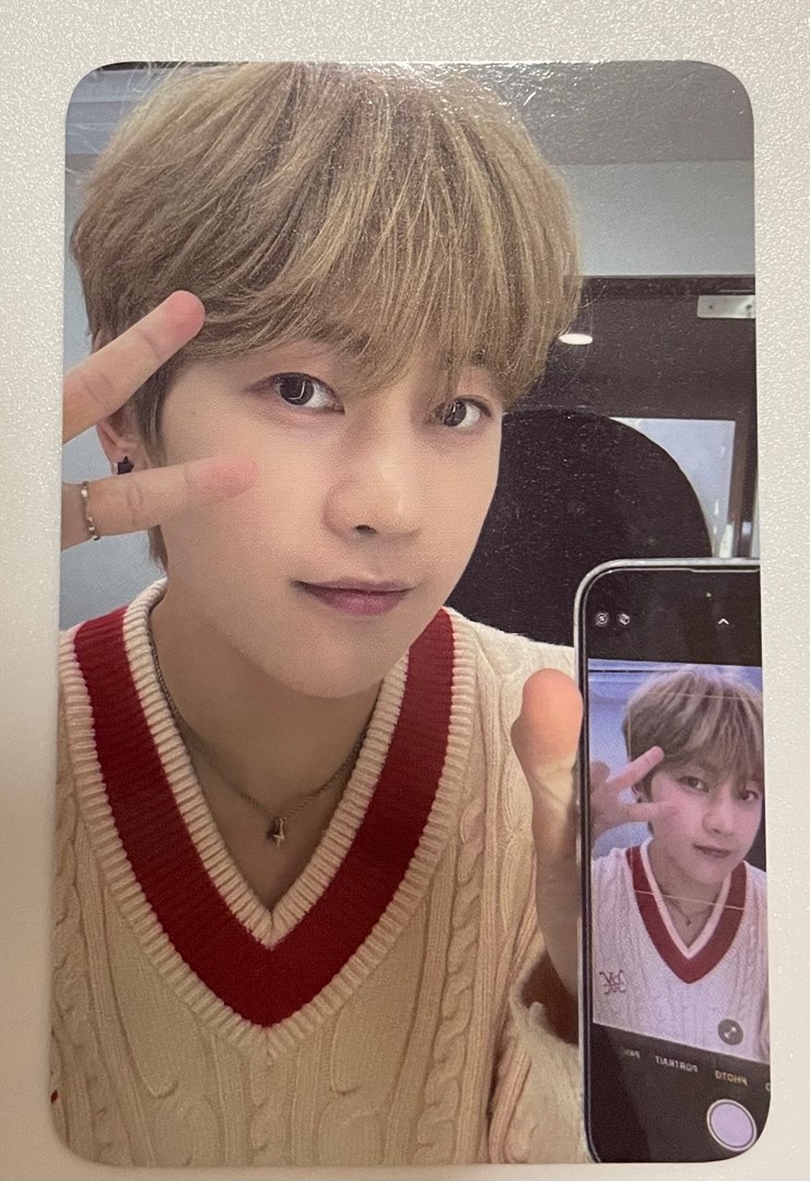 Zb1 ZEROBASEONE Matthew ktown4u mirror selfie pc photocard, Hobbies ...