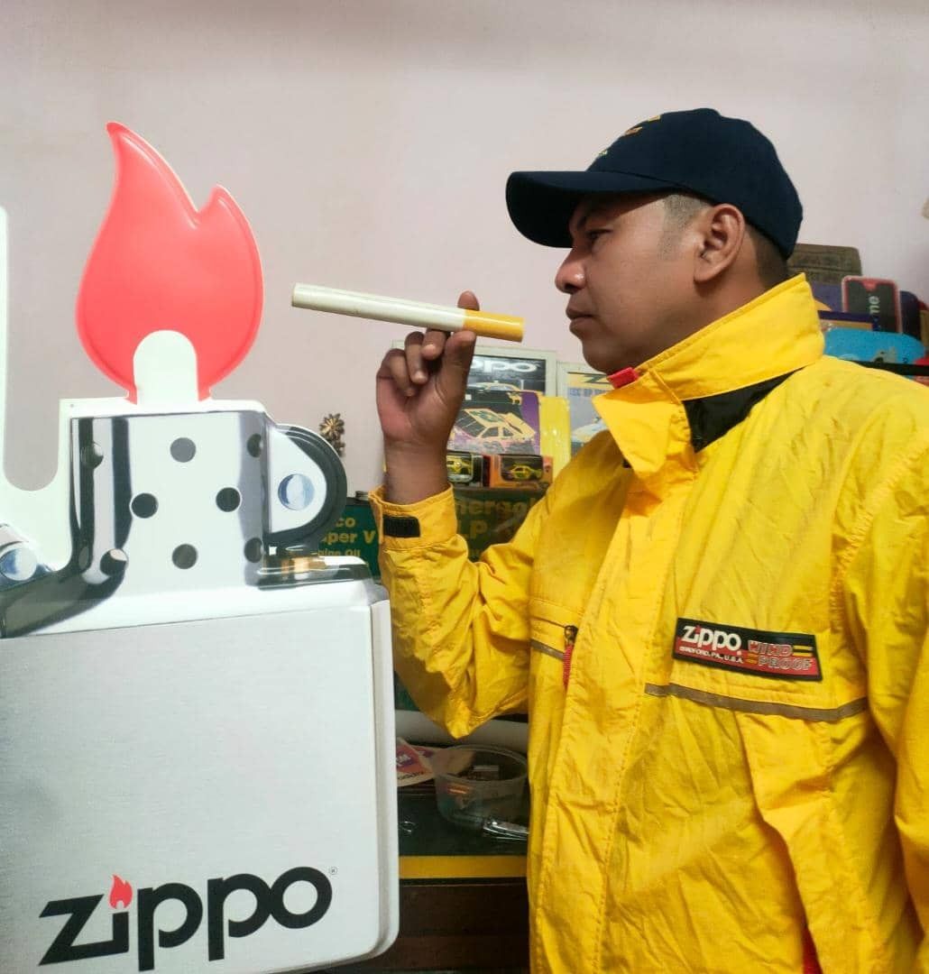 Zippo 3D plastic display, Everything Else, Others on Carousell