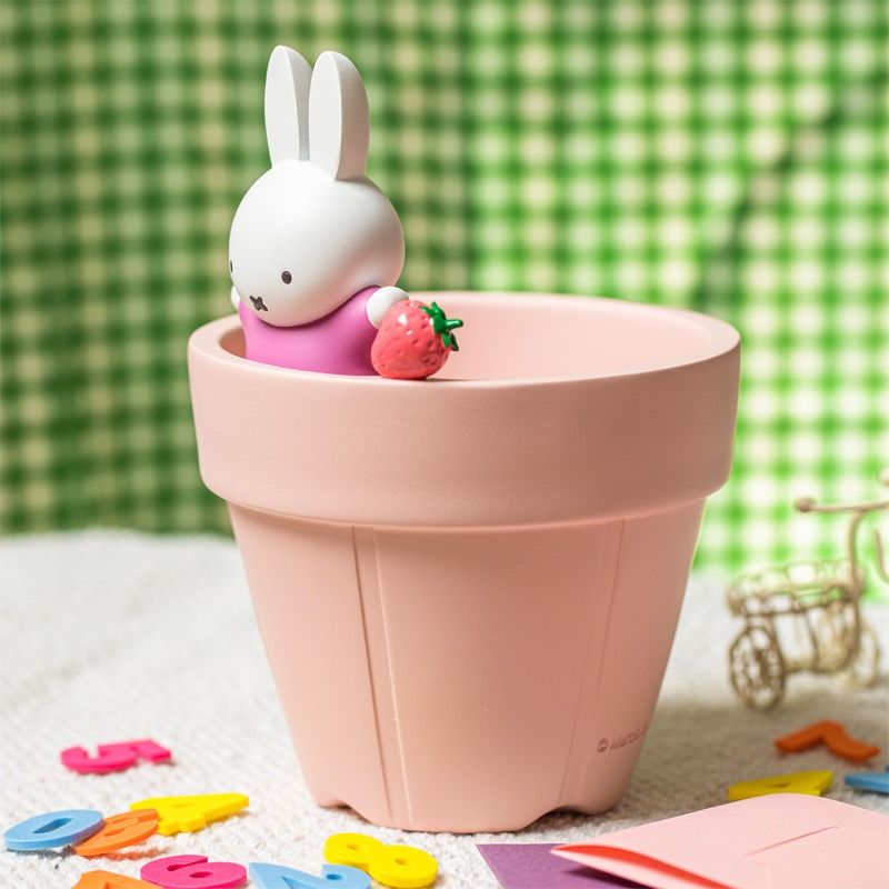 預訂 立體Miffy花盆 (粉紅), 傢俬＆家居, 園藝, 盆栽 - Carousell