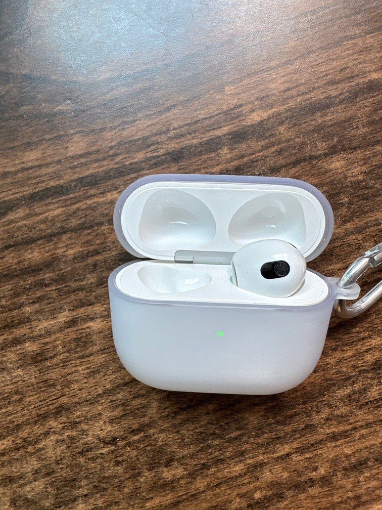 Airpod gen 3 (right side), Audio, Earphones on Carousell