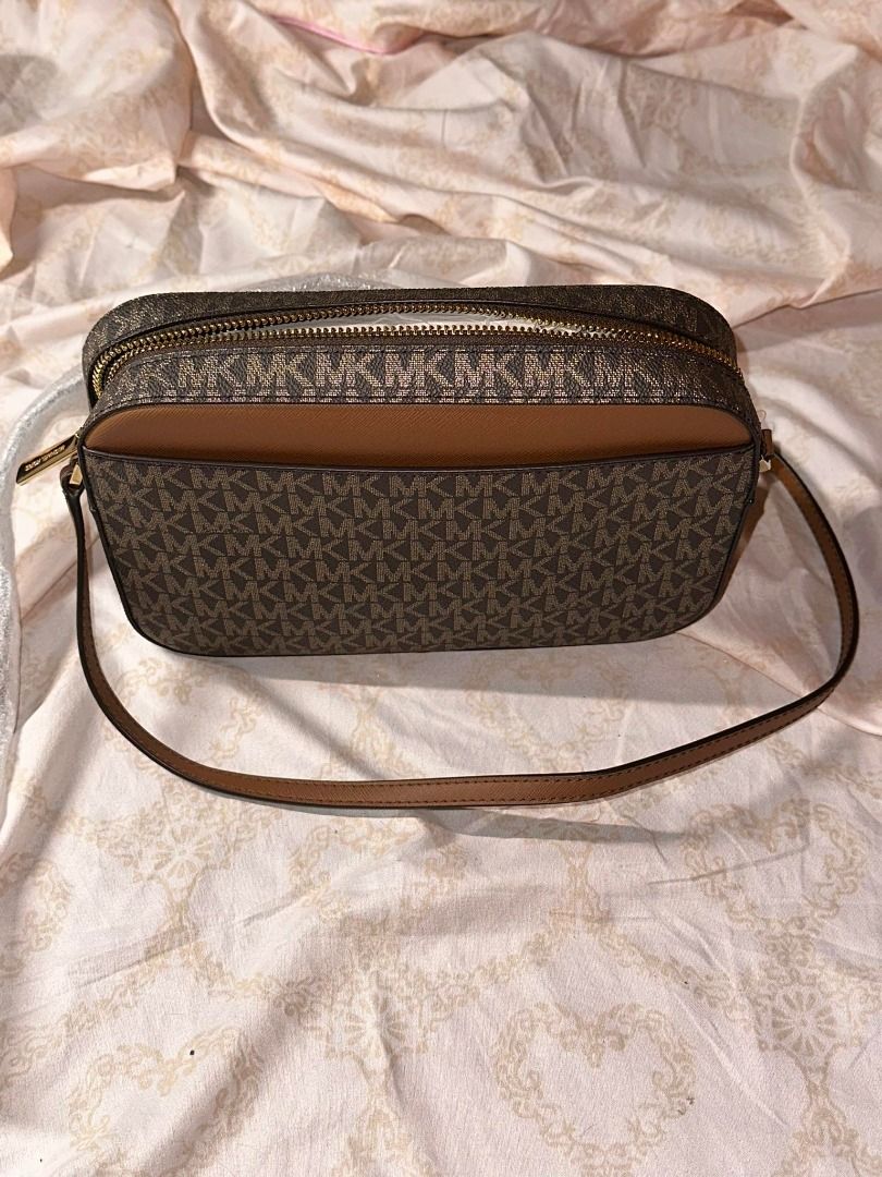 Authentic Michael Kors (MK) Cross Body Bag, Women's Fashion, Bags ...
