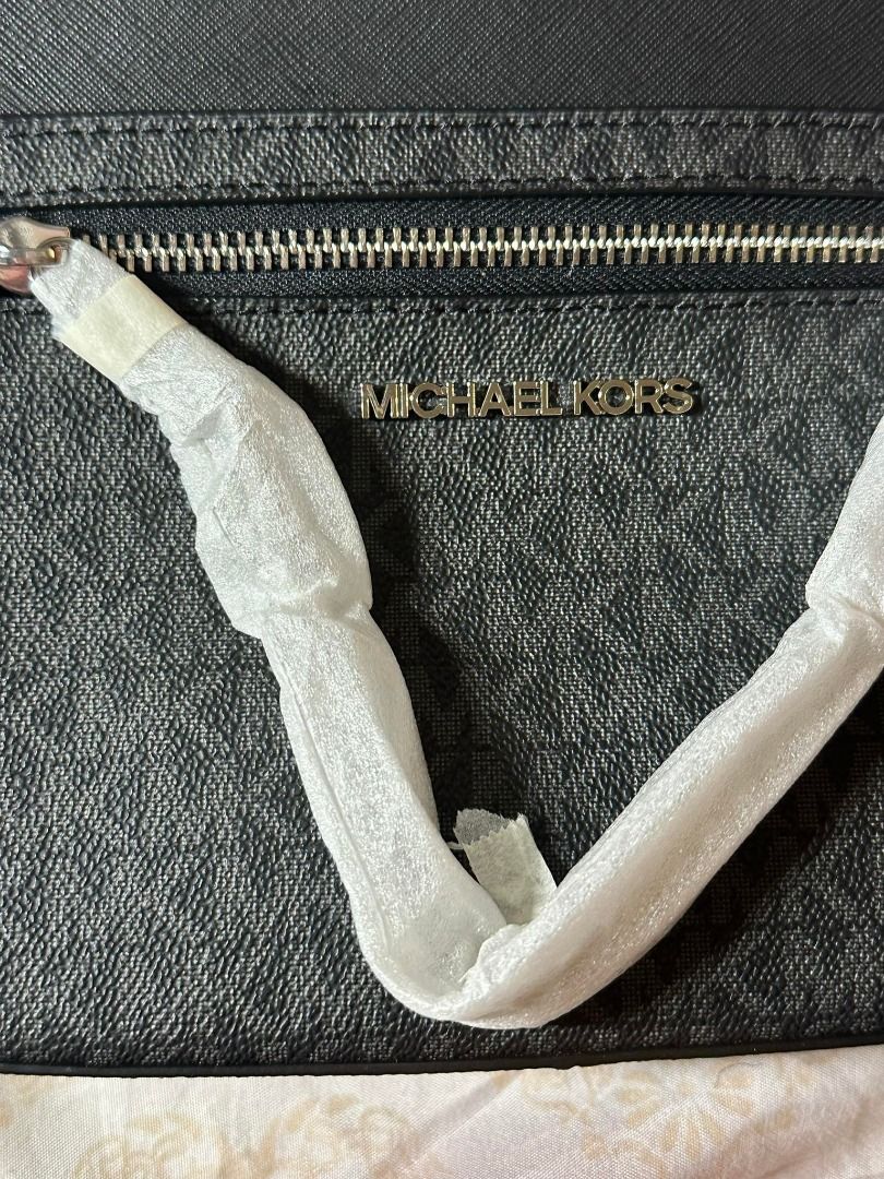 Authentic Michael Kors (MK) Cross Body Bag, Women's Fashion, Bags ...