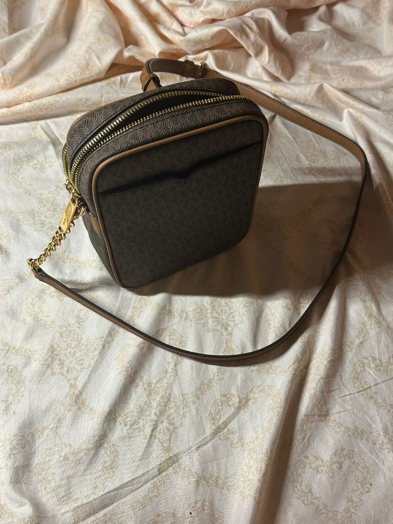 Authentic Michael Kors (MK) Cross Body Bag, Women's Fashion, Bags ...