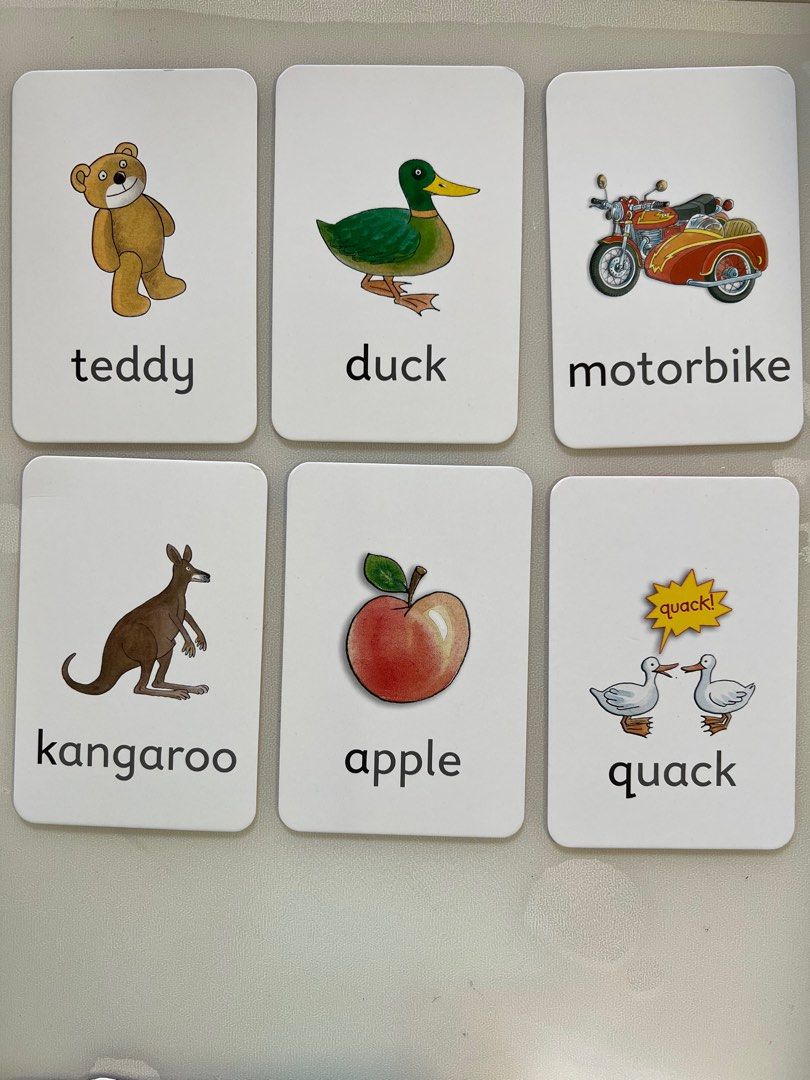 Biff, Chip & Killer Phonics flashcards/game cards, 興趣及遊戲, 玩具 & 遊戲類 - Carousell