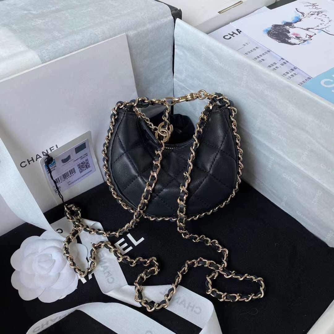 Chanel hobo croissant, Women's Fashion, Bags & Wallets, Shoulder Bags ...