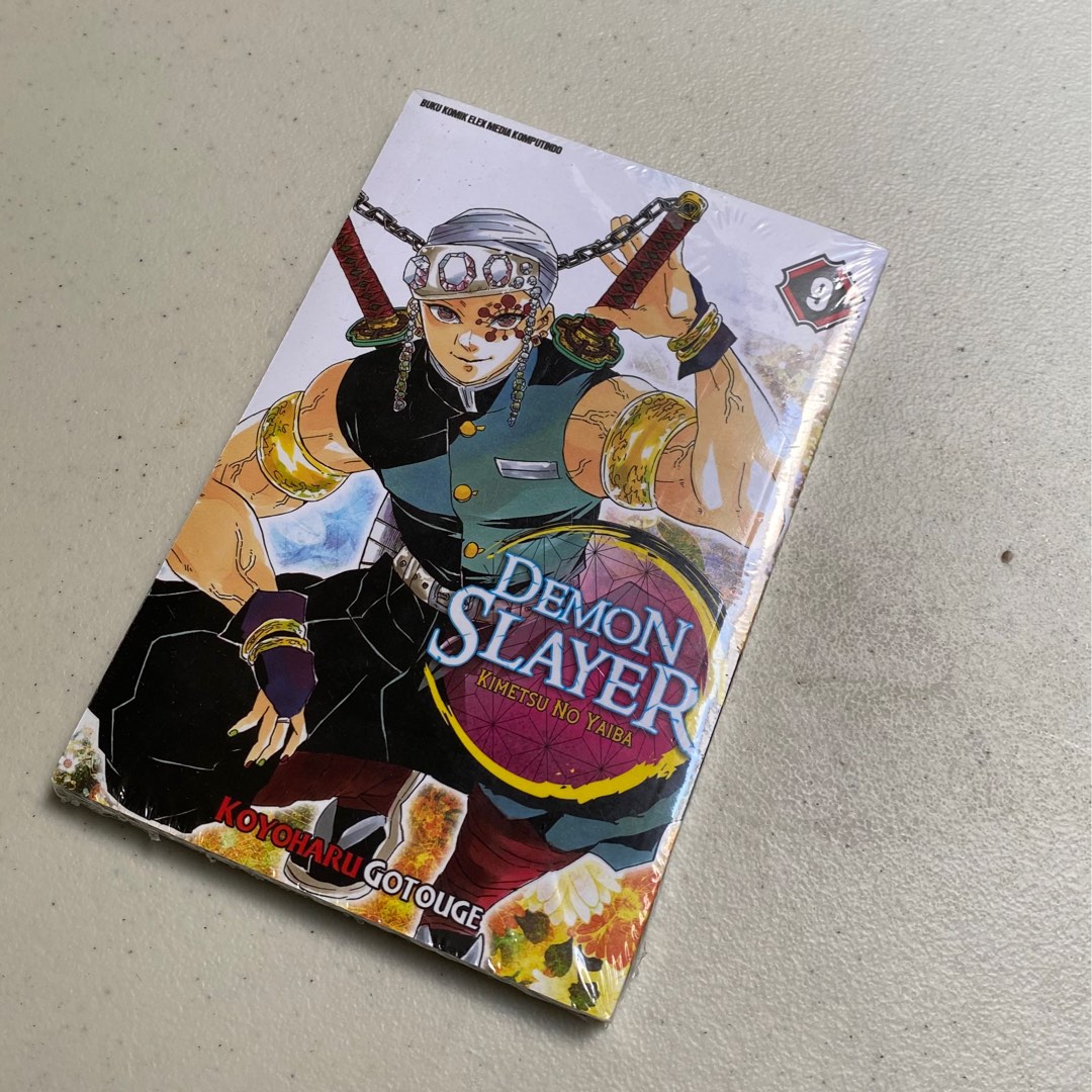 comic demon slayer vol.9, Buku & Alat Tulis, Komik dan Manga di Carousell