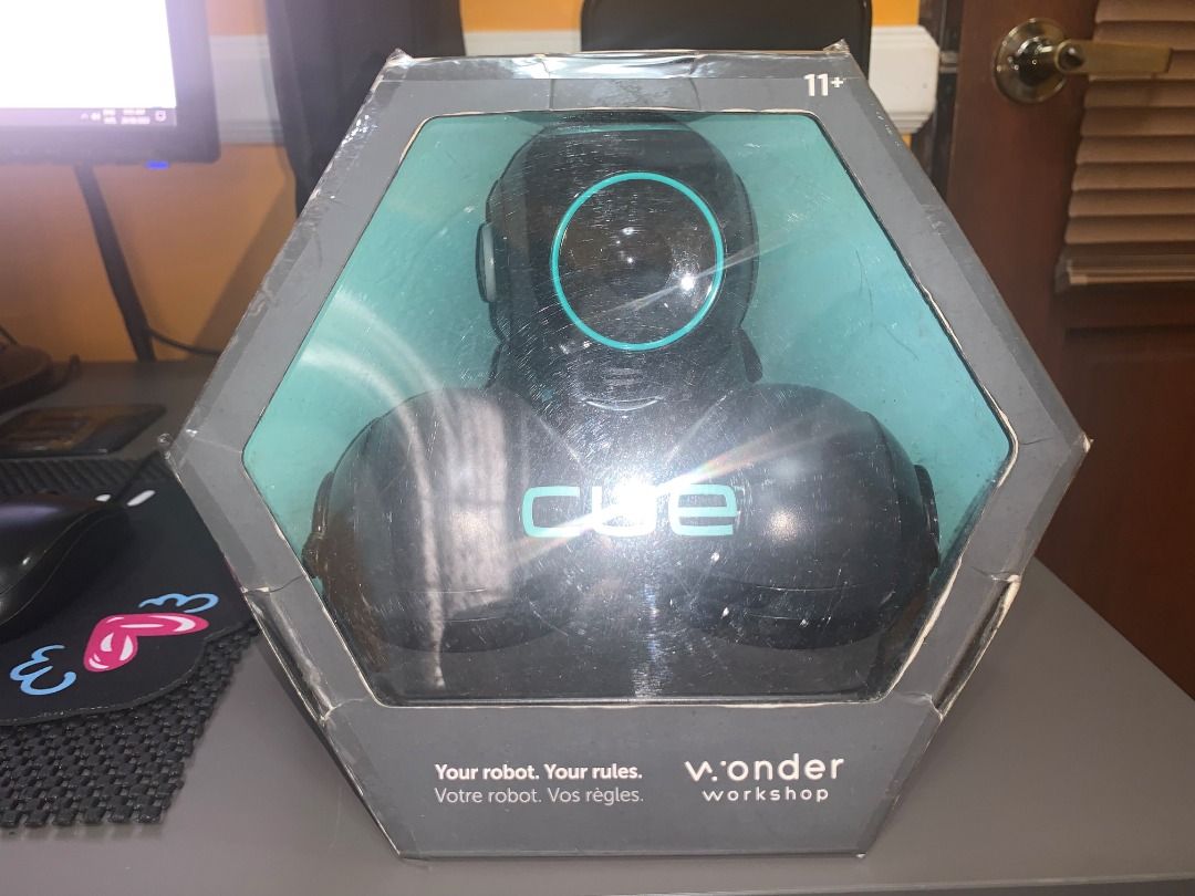 Cue the Robot - Coding Robot for Kids 10+, Hobbies & Toys, Toys & Games ...