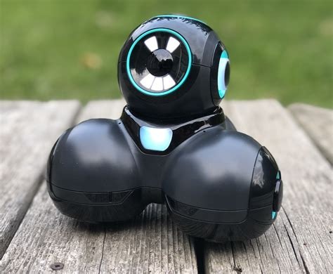 Cue the Robot - Coding Robot for Kids 10+, Hobbies & Toys, Toys & Games ...