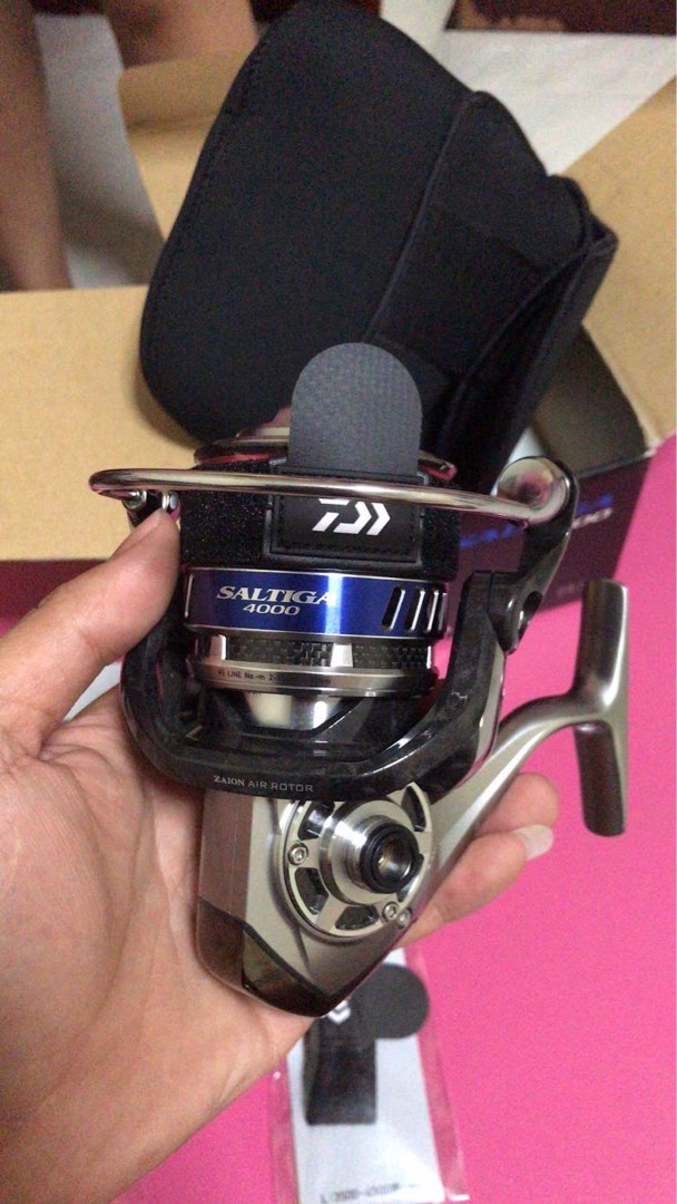 Daiwa Saltiga 4000, Sports Equipment, Fishing on Carousell