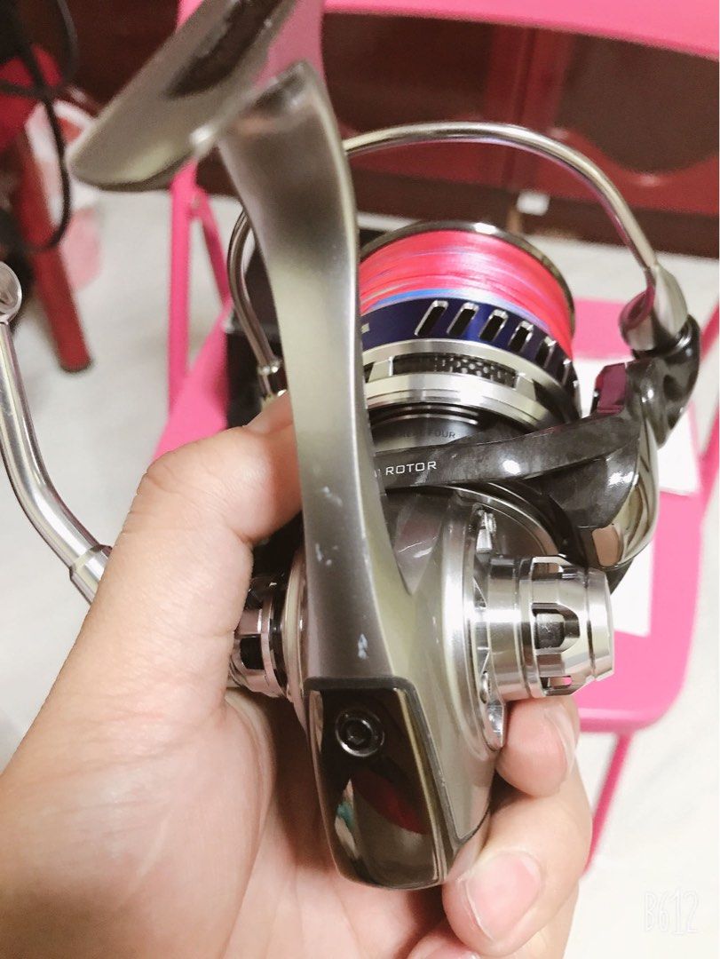 Daiwa Saltiga 4000, Sports Equipment, Fishing on Carousell