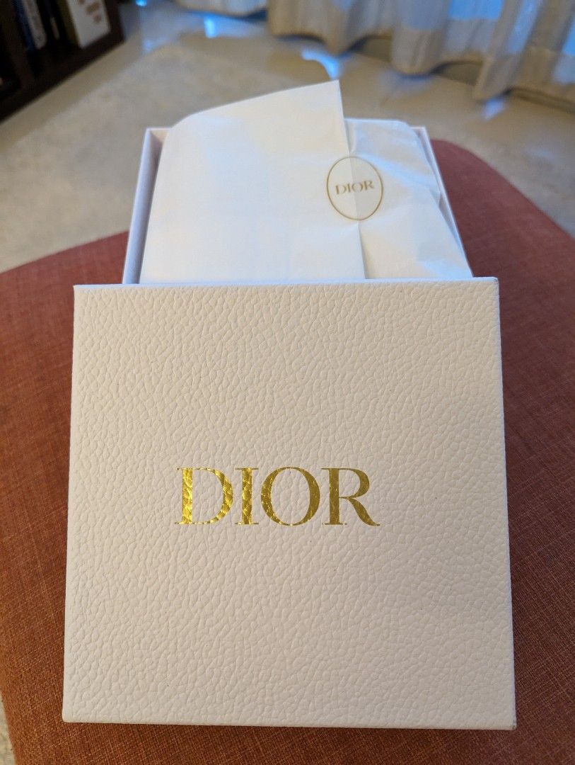 Dior Sauvage EDT with gift box, Beauty & Personal Care, Fragrance ...