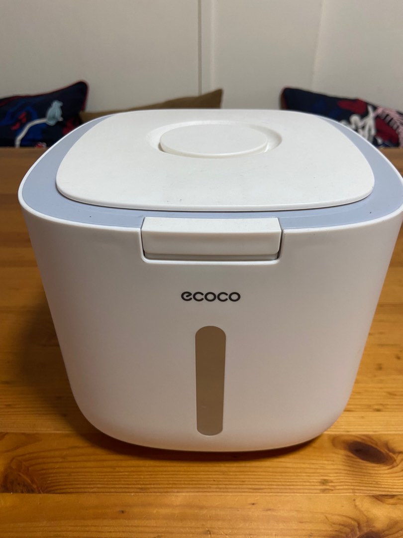 Ecoco 5kg rice storage container, Furniture & Home Living, Home ...