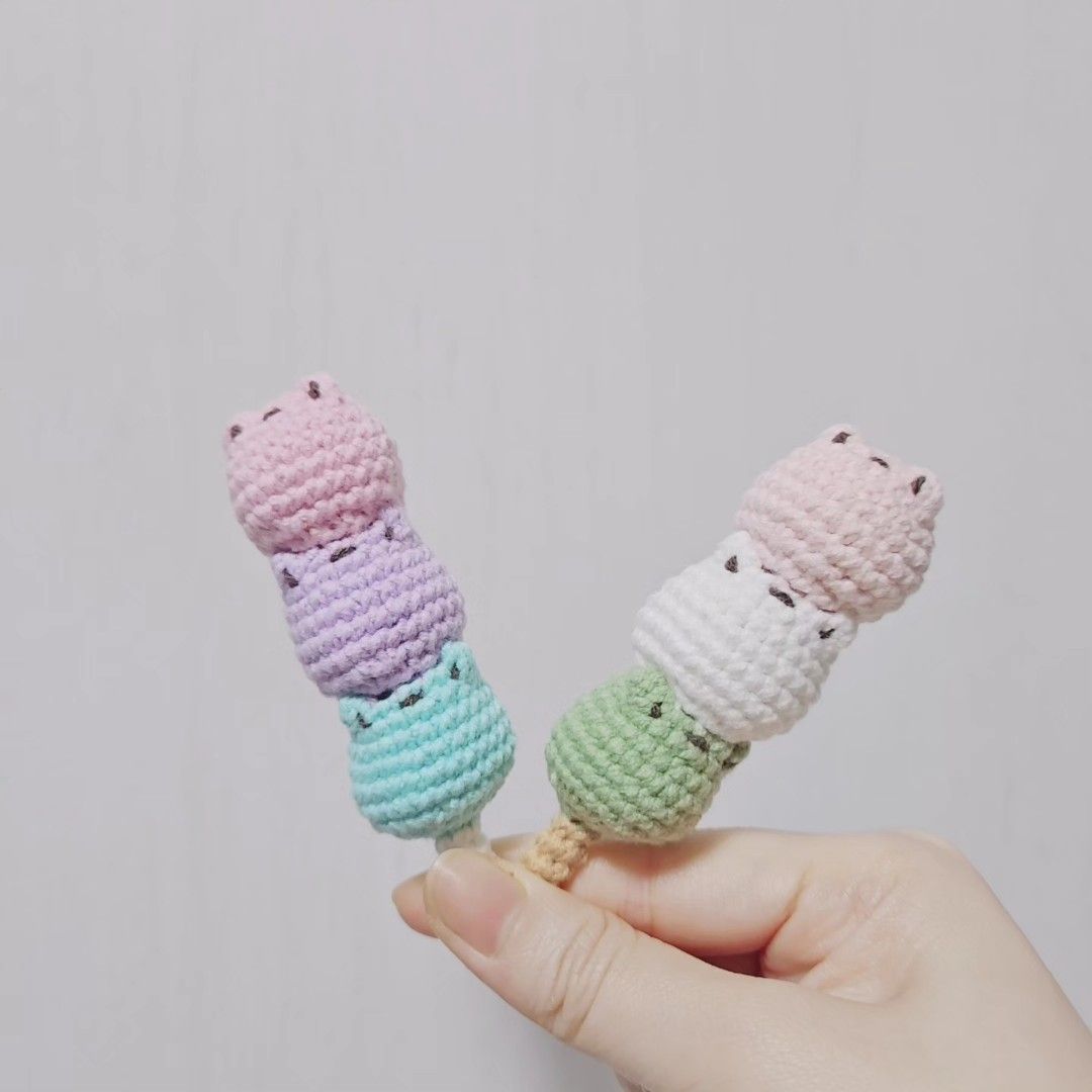 Frog Dango Crochet, Hobbies & Toys, Stationery & Craft, Handmade Craft ...