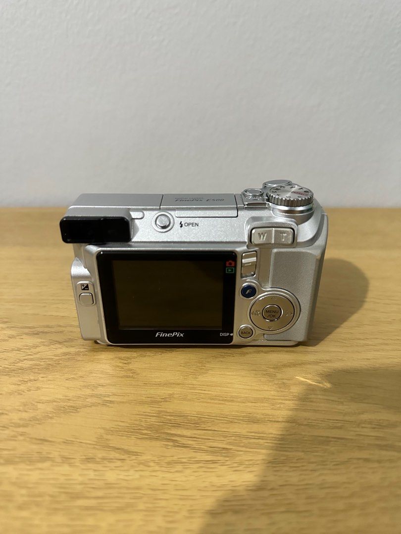 FUJIFILM finepix e500, Photography, Cameras on Carousell