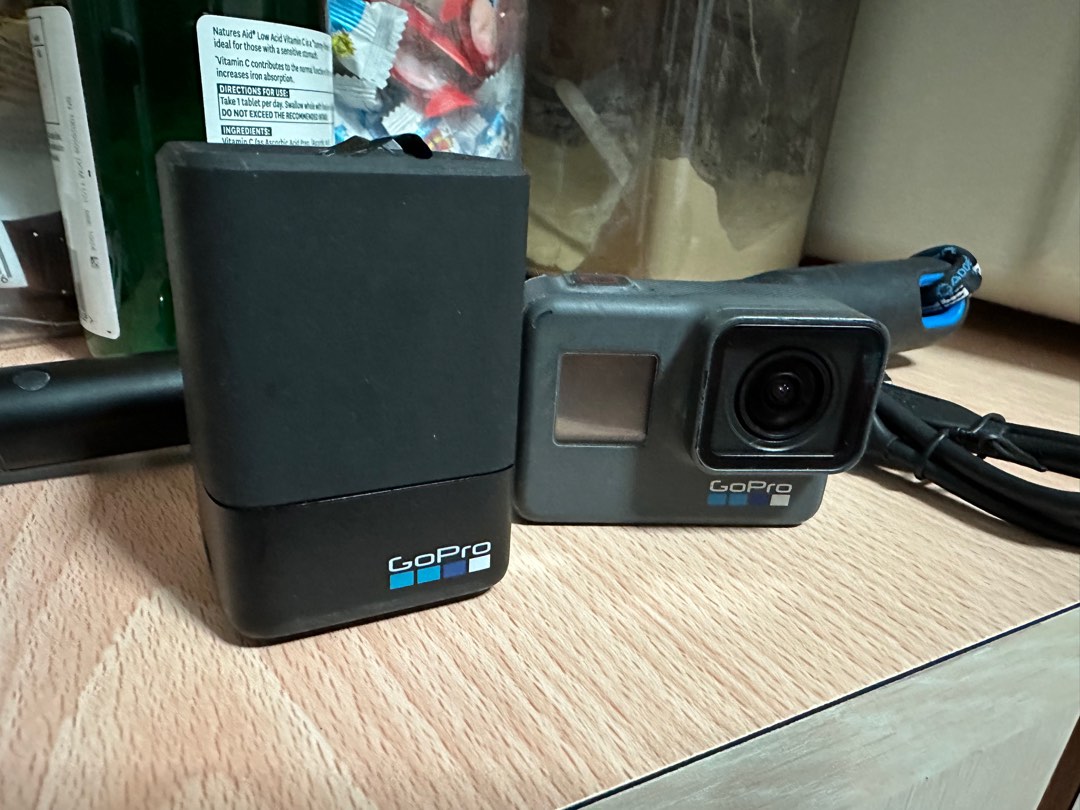 Gopro hero 6 black, Photography, Video Cameras on Carousell
