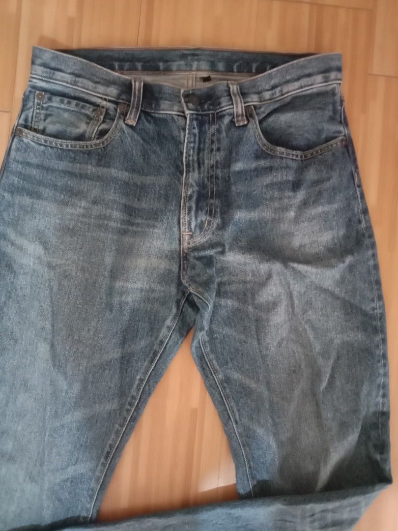 GU MEN Jeans, Men's Fashion, Bottoms, Jeans on Carousell