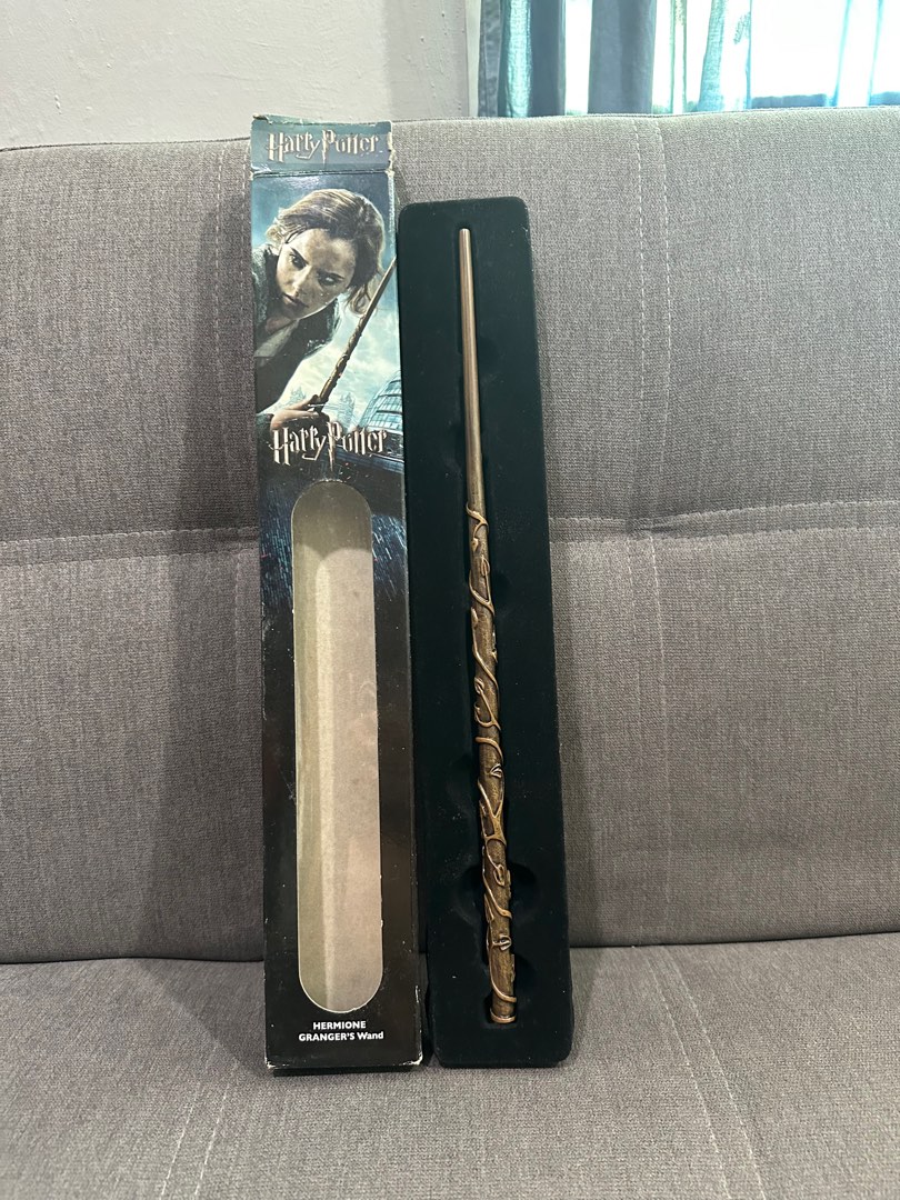 Harry Potter Collectible Wand, Hobbies & Toys, Collectibles ...