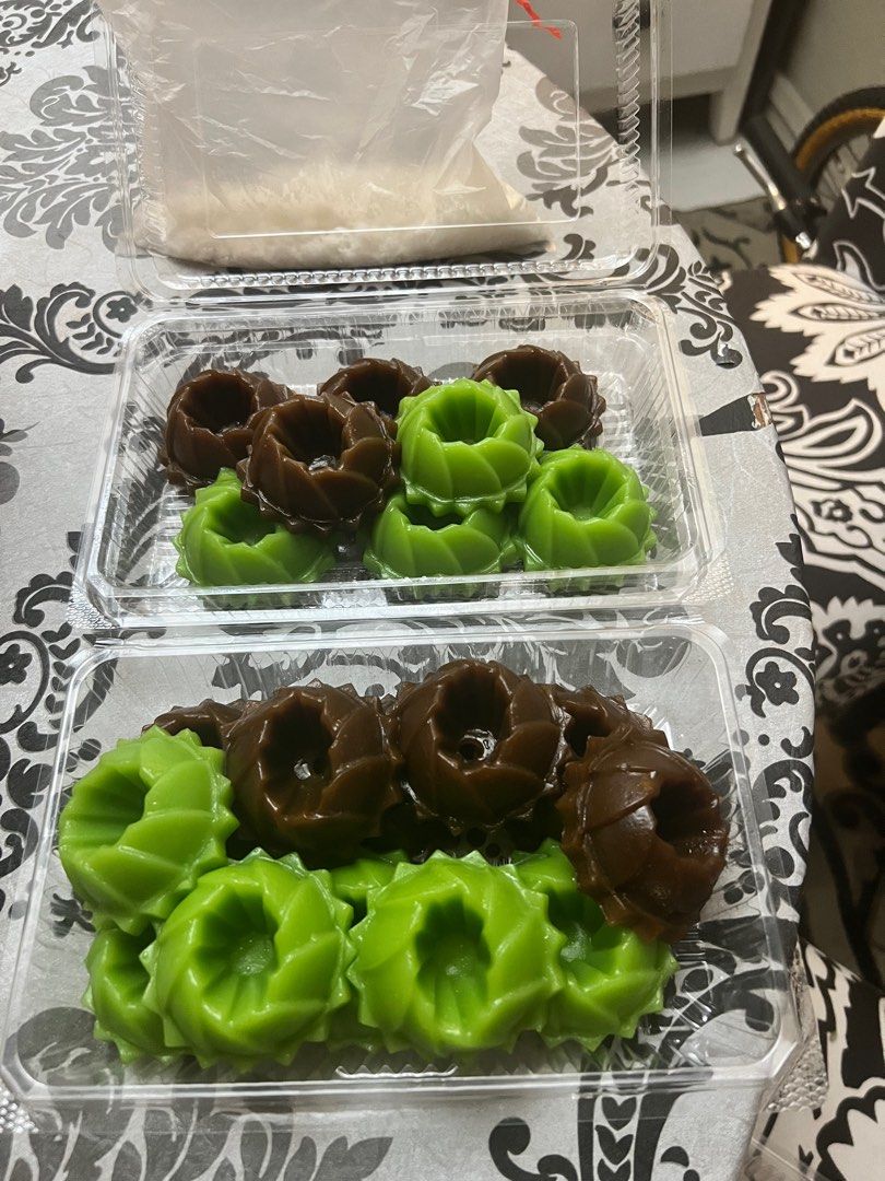Homebase kuih muih melayu, Food & Drinks, Homemade Bakes on Carousell