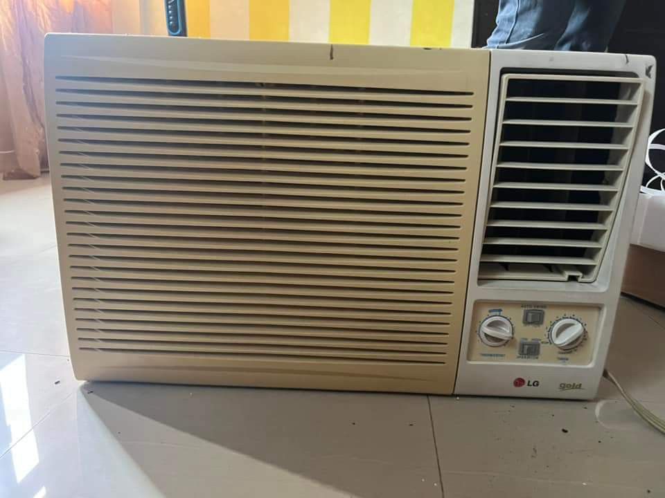 LG Window Type Aircon 1.5HP, Furniture & Home Living, Furniture, Other ...