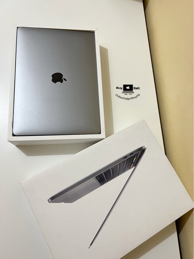 Macbook Pro 13inch 2020 Year Model 8gb Ram 256gb SSD Storage Complete ...