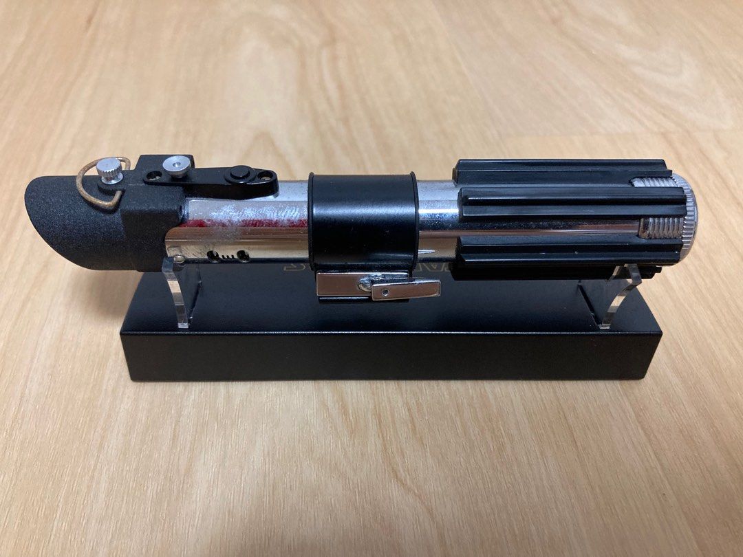 Master Replicas .45 Darth Vader Lightsaber (ANH), Hobbies & Toys ...