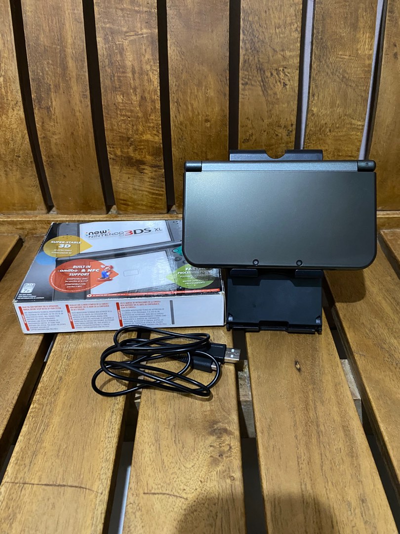 New Nintendo 3DS XL IPS top screen, Video Gaming, Video Game Consoles ...