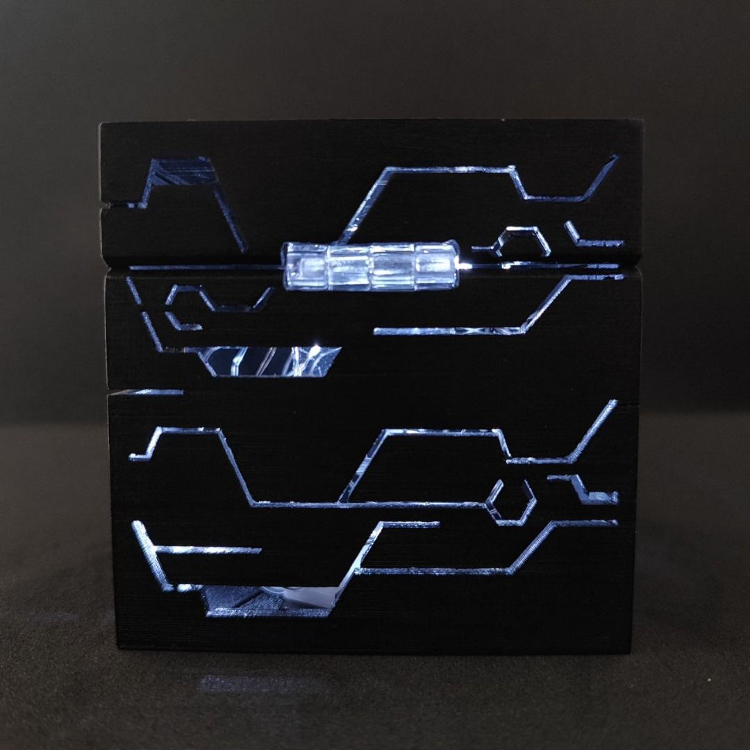 NieR: Automata - Black Box (Lights included), Hobbies & Toys ...
