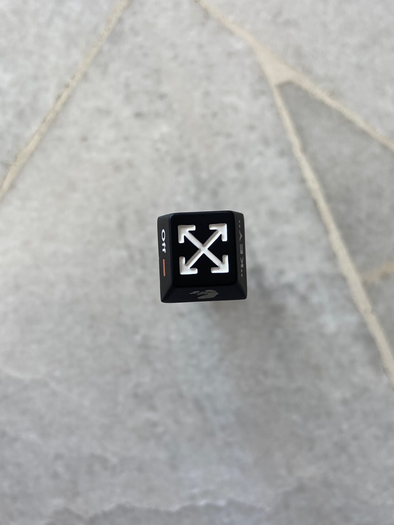 Off-White Hype Artisan Keycap Mechanical Keyboard, Computers & Tech ...