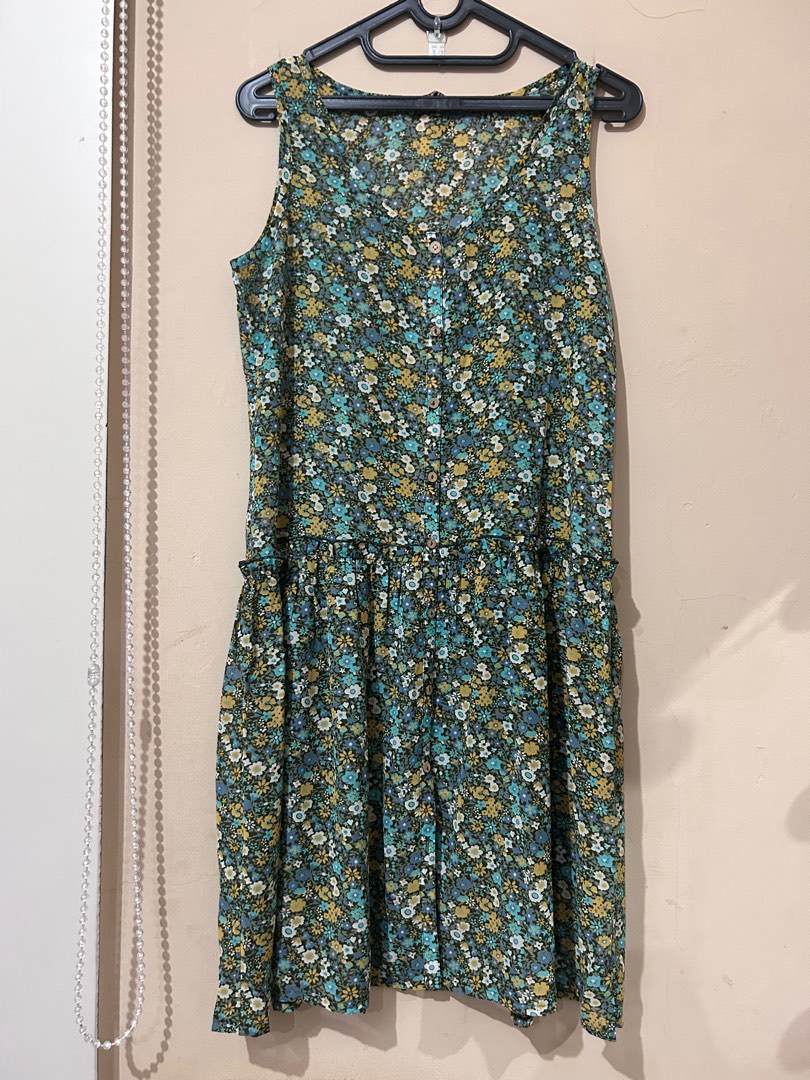 Outer dress, Fesyen Wanita, Pakaian Wanita, Baju Luaran di Carousell