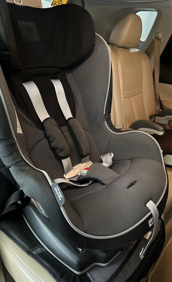 Peg Perego Primo Viaggio convertible car seat, Babies & Kids, Going Out ...
