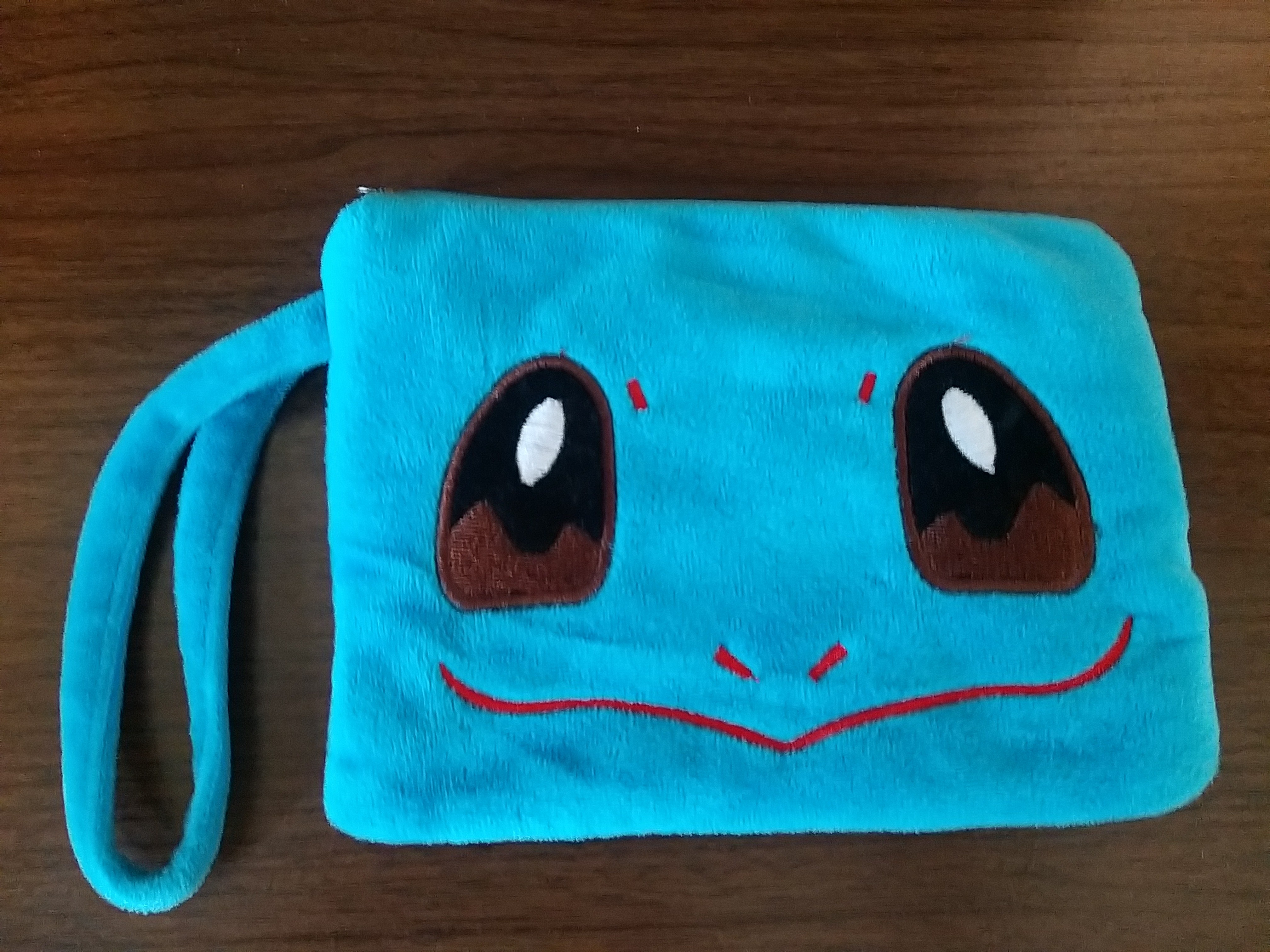 Pouch pokemon, Fesyen Wanita, Tas & Dompet di Carousell