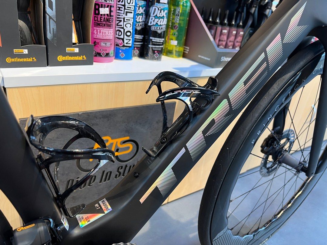 [RIS] Trek Madone SLR Gen 7 w/ Dura-Ace Di2 R9270 & PCW Wake 6560 ...