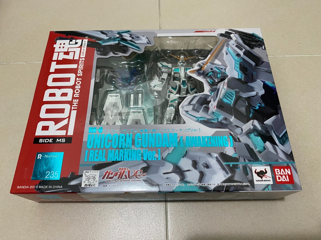 ROBOT魂 UNICORN GUNDAM (AWAKENING) [REAL MARKING Ver.], 興趣及遊戲, 玩具 & 遊戲類 ...