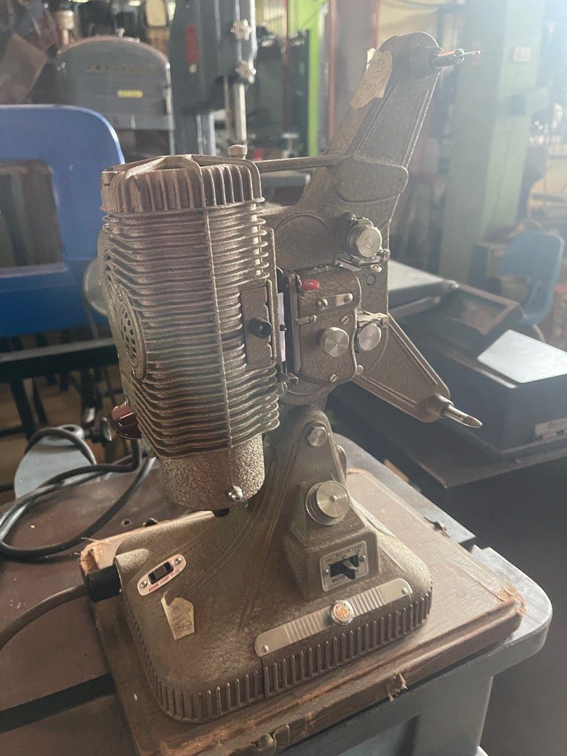 Sale 1953 Vintage Film Projector Regal Keystone working No film ...