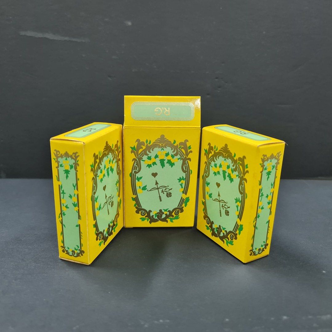 Santalia Original perfume, popular with peranakan community, Beauty ...