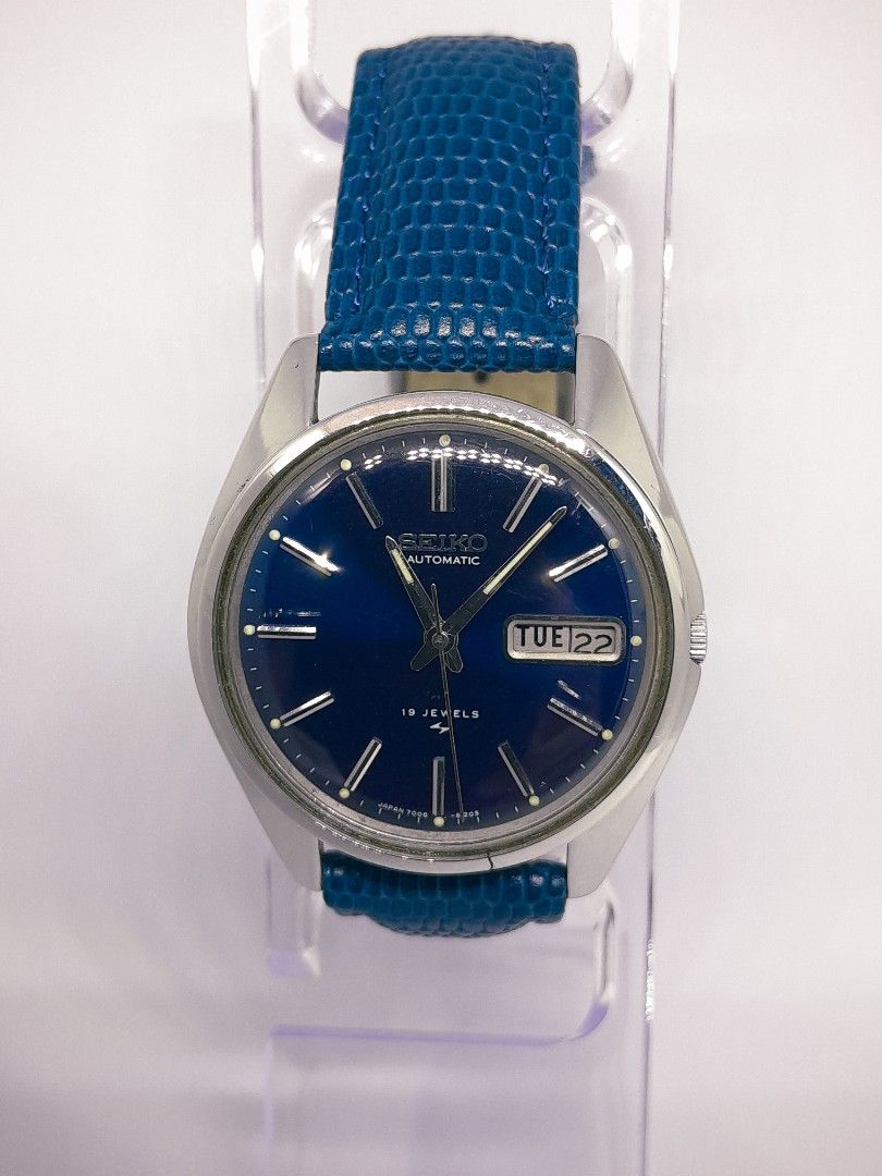 Seiko 7006 Blue Sunburst Dial, Men's Fashion, Watches & Accessories ...