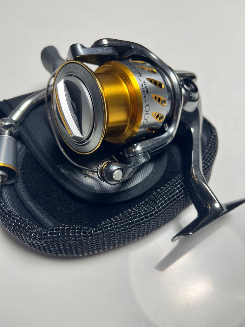 Shimano Stella 2500 - very rare in this condition, Sports Equipment ...