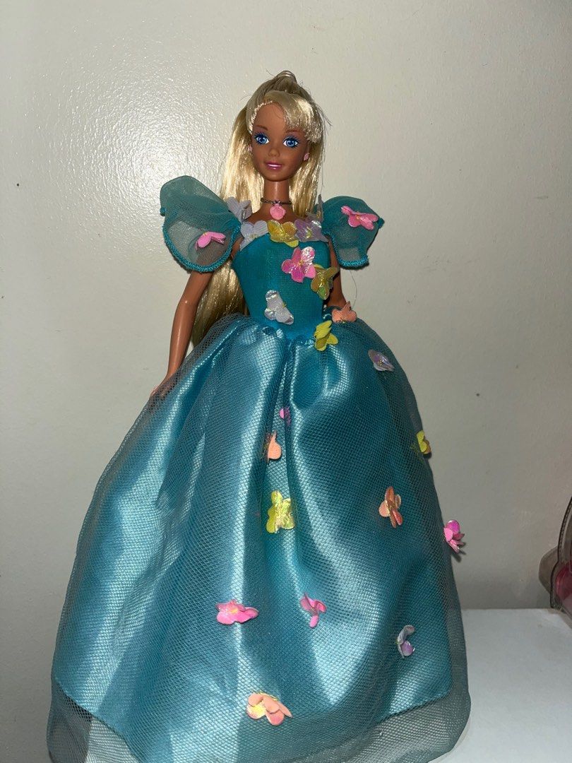 Songbird Barbie doll 1995, Hobbies & Toys, Toys & Games on Carousell