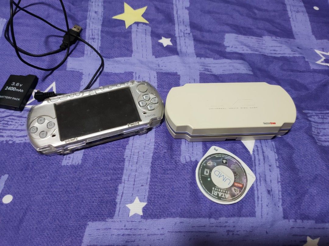 SONY PSP with 10 discs for CLEARANCE SALE, Video Gaming, Video Game ...