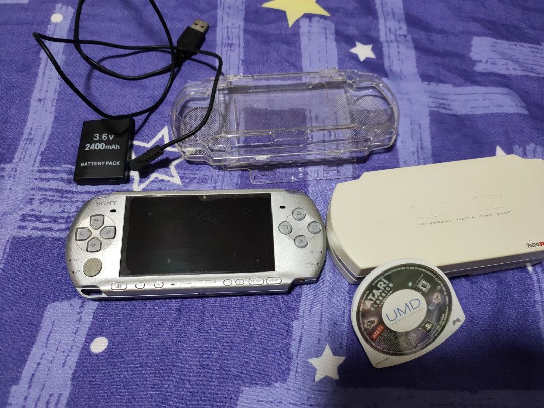 SONY PSP with 10 discs for CLEARANCE SALE, Video Gaming, Video Game ...