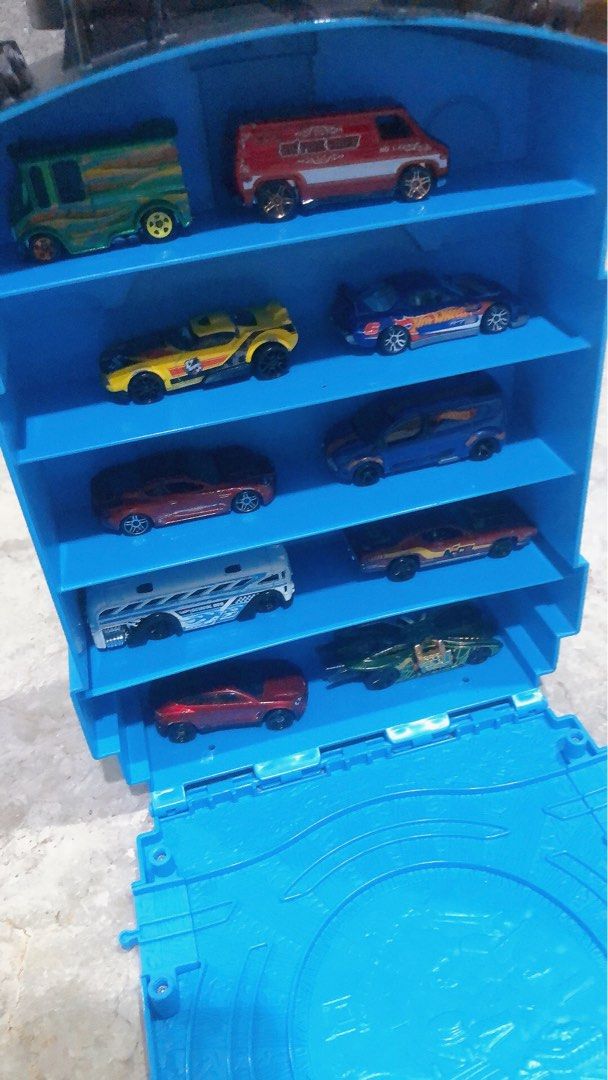 Thomas carry case - bundle with all the hot wheels car, Toys ...