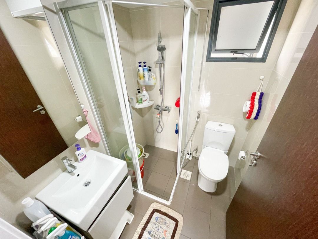 ~~TRIVELIS~~ Rarely available TOP floor unit! Clementi DBSS 4RM flat ...