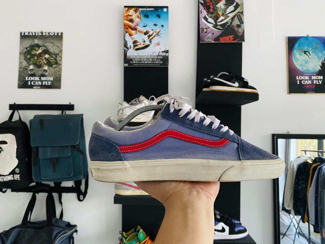 Vans Old Skool, Fesyen Pria, Sepatu , Sneakers di Carousell
