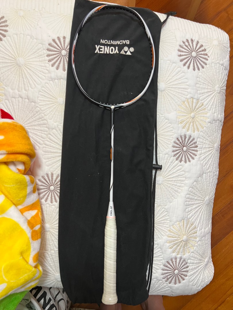 Yonex Duora Z Strike JP, 運動產品, 運動與體育, 運動與體育 - 球拍和球類運動 - Carousell