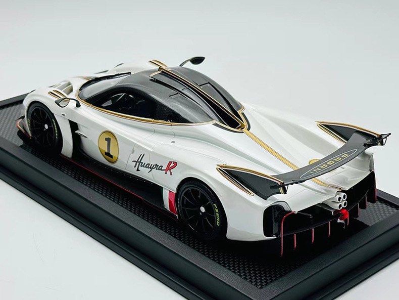 1/18 VIP Model Pagani Huayra R (comes with display case), Hobbies ...